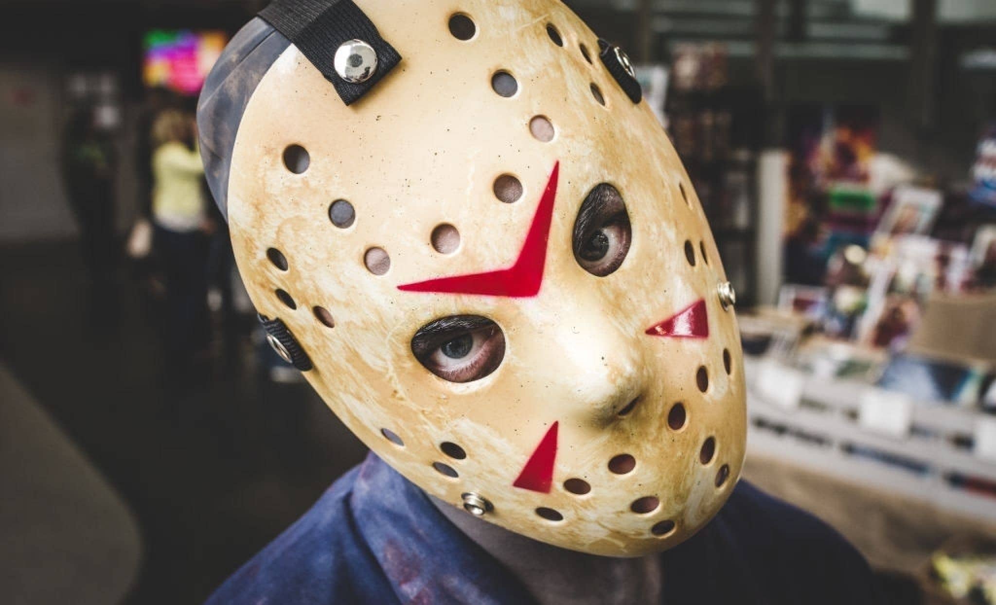 How to Craft DIY Masks for Cosplay