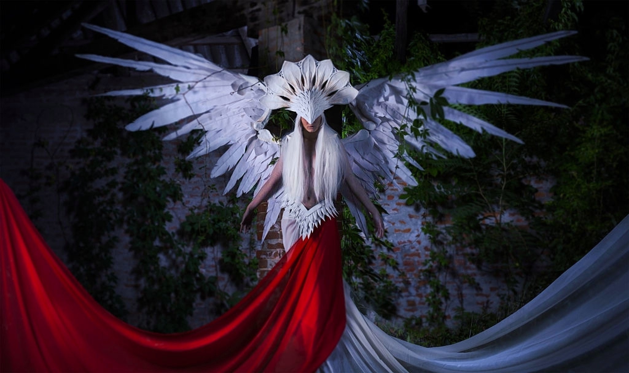 How to Craft Your Own Wings for Cosplay